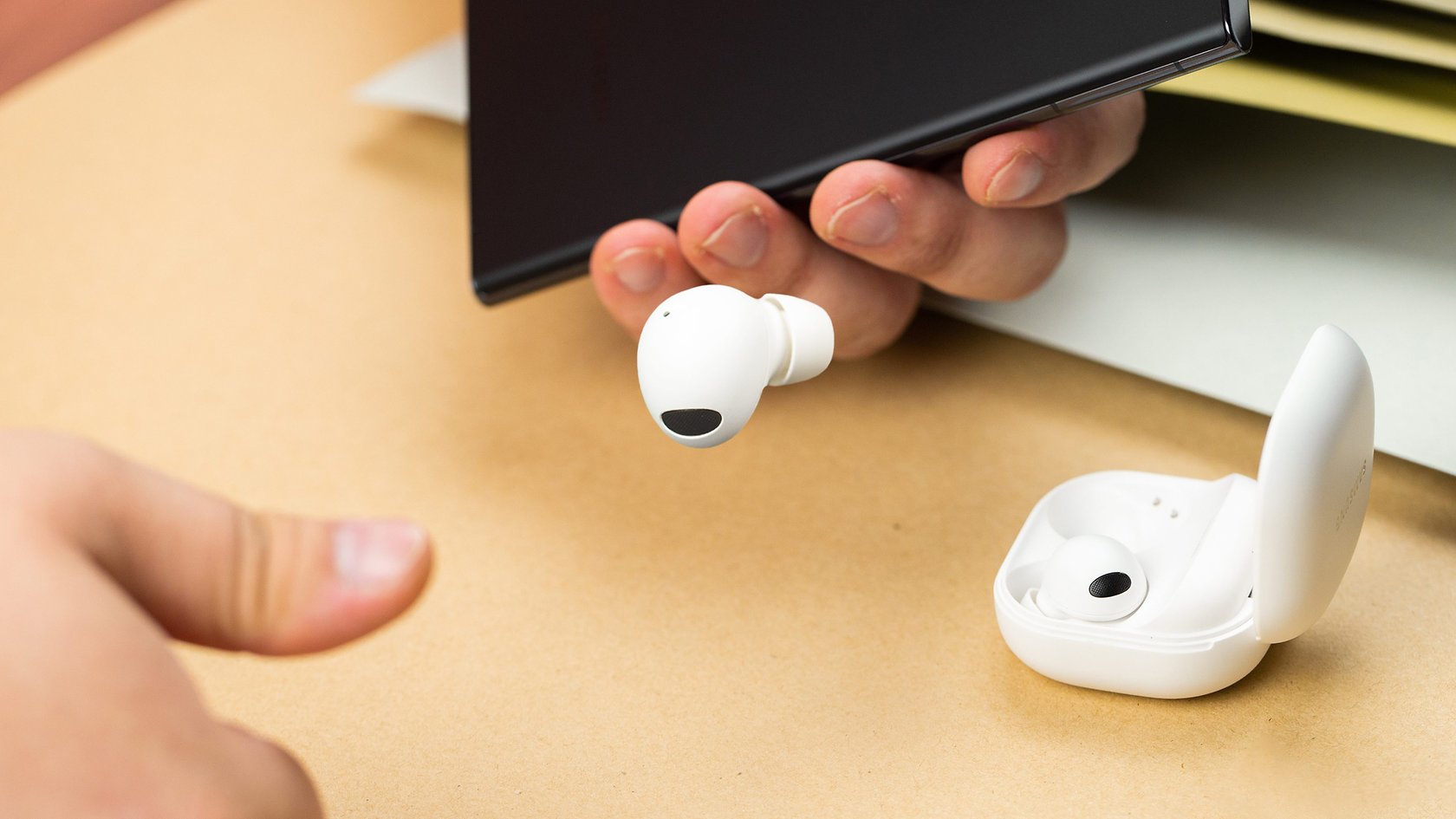 Galaxy Buds 2 Pro im Test: Samsung sperrt sich im Ökosystem ein