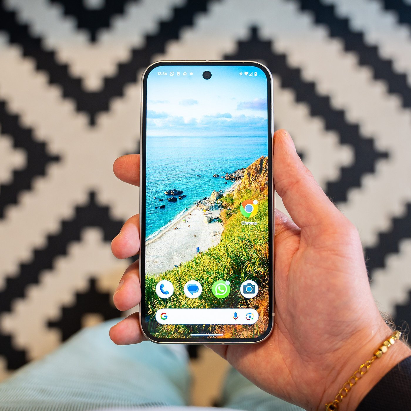 Google Pixel 9 Review: New AI-Powered Smartphone Put to the Google Pixel 9 Review: New AI-Powered Smartphone Put to the